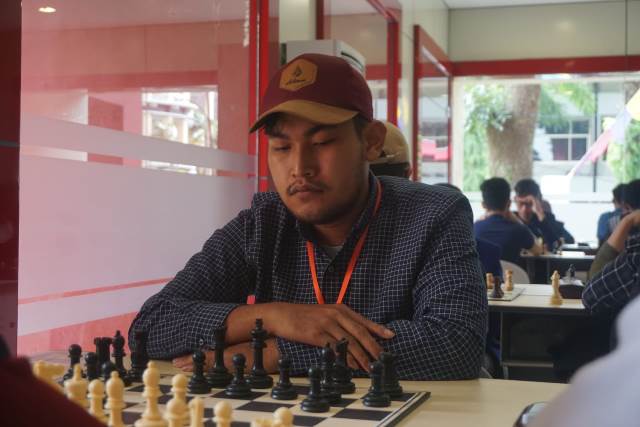 Abrori Atlit Catur Ekonomi Pembangunan Langganan Juara Rektor Cup ...