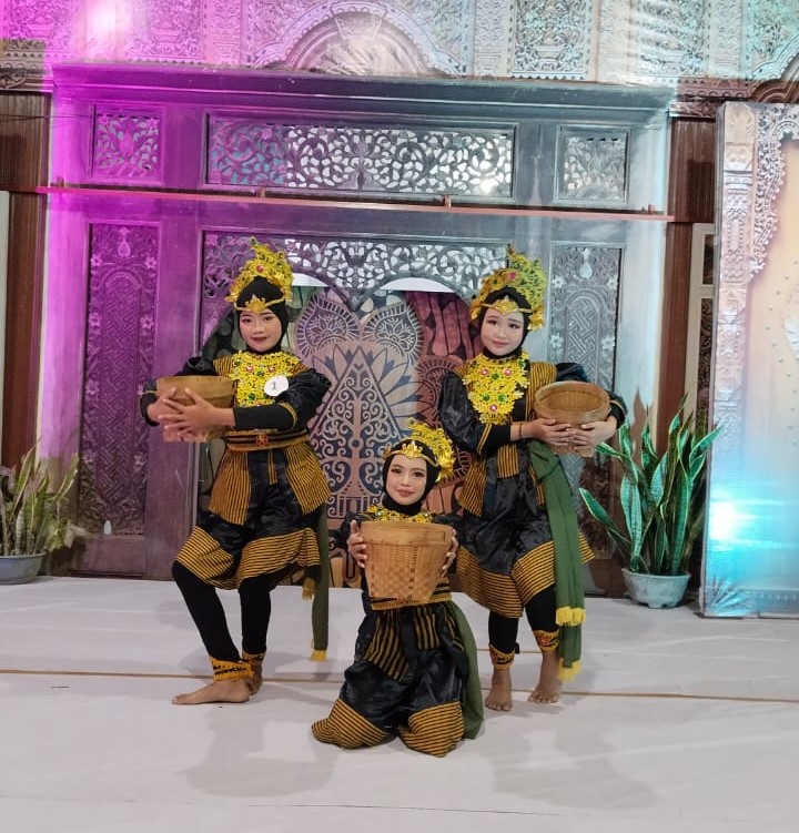 Event Kabupaten, Tim Tari MD2 Elementary Sumberpucung Raih Dua Juara ...